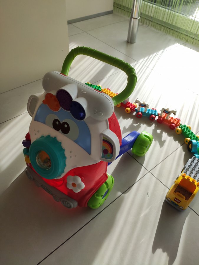Gehschule "Primi passi" für Kleinkinder Eppan an der Weinstraße ...